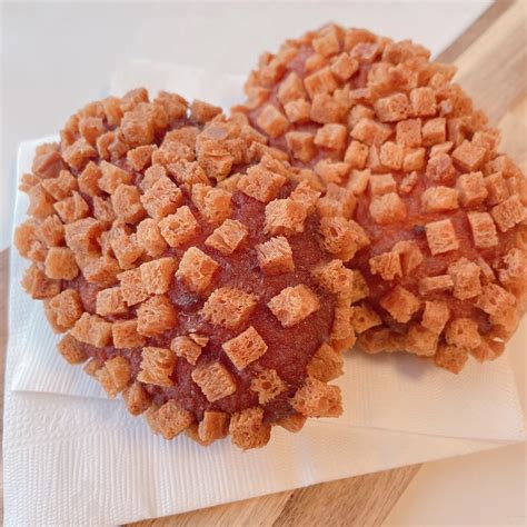 カレーパングランプリ金賞北海道で連日即完売の小麦の奴隷ザックザクカレーパンエディターのおうち私物236 BAILA