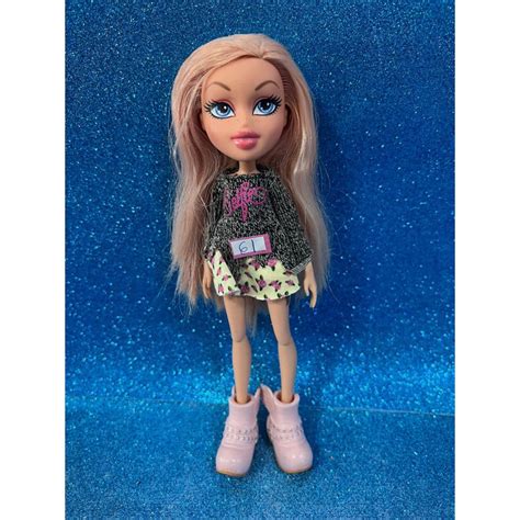 Boneca Bratz Shopee Brasil