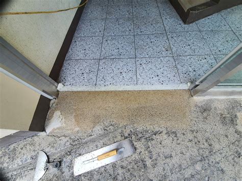 주식회사울트라레진 광주 신천힐탑맨션 경사로미끄럼방지 시공현장 아파트가 지어지고 오랜세월이