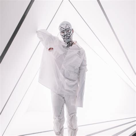 J Balvin Fotos