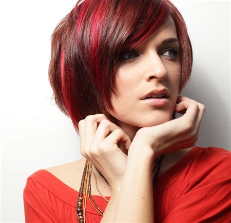 Красные Пряди На Каре Волосах Фото – Telegraph