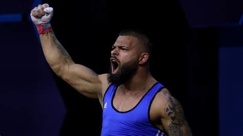 Второ европейско злато Божидар Андреев е шампион на първенството в София с рекорд СНИМКИ