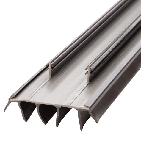 Entry Door Seal How To Seal Door Gaps In 7 Steps With Video Kyqo