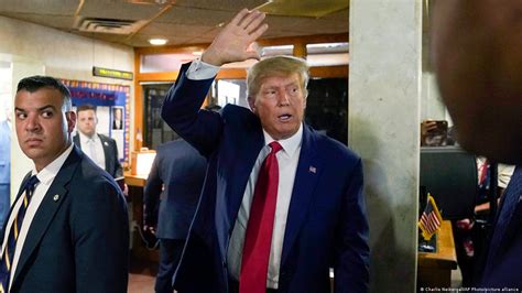 Trumps Classified Documents Trial Set For May 2024 Dw 07222023