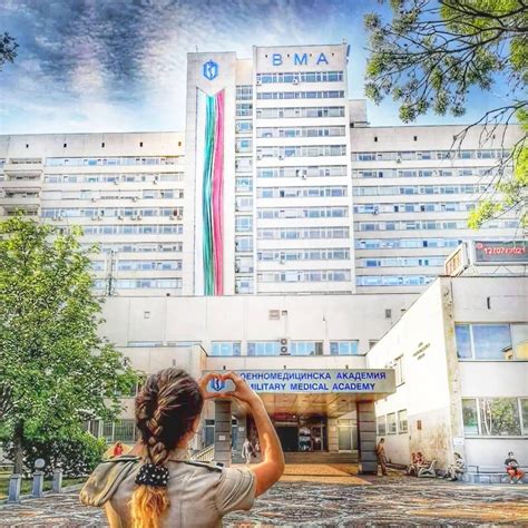 Военномедицинска 👄Устата първата жертва на тютюневия дим ️Тютюнопушенето остава водеща