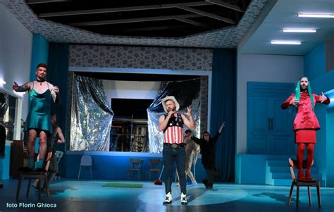 Cuvântul Progres Rostit De Mama Suna Teribil De Fals Teatrul Naţional