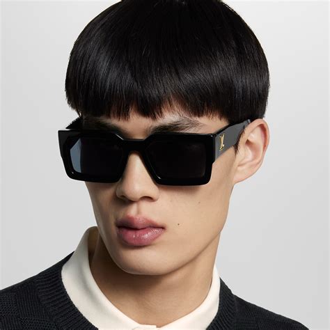 Lv Clash Square Sunglasses Luxury S00 Black Louis Vuitton