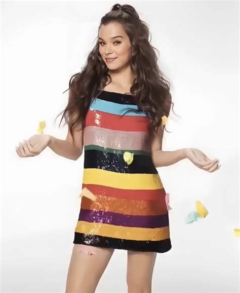Hailee Looking 🔥 R Nsfwhaileesteinfeld