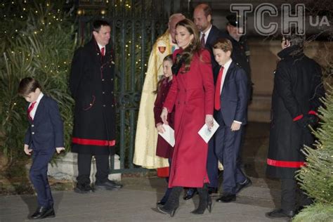 Мова тіла Кейт та Вільяма експерт розповів про тонкощі взаємин королівської пари Читайте на