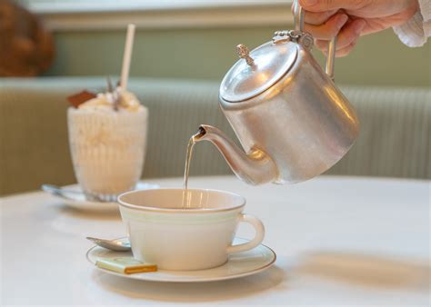 프랑스 최고의 디저트 카페 라뒤레ladurÉe 오봉파리 Easy To Be Parisian