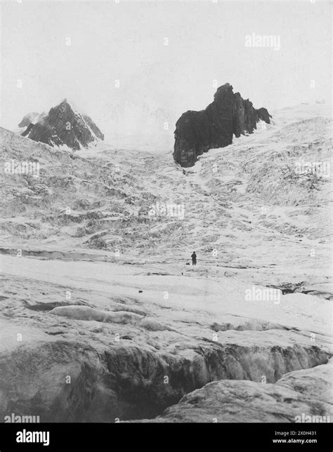 Les Séracs Du Géant The Giants Glaciers In The Mont Blanc Region Automated Translation