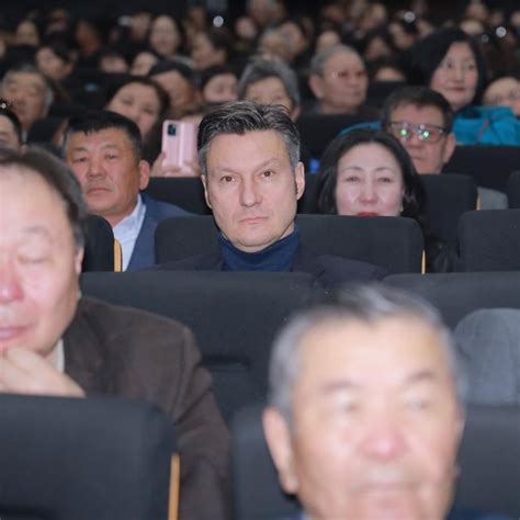 Орос улс Монголын анхны эмэгтэй сансрын нисэгчийг бэлтгэхээр боллоо гэж мэдээлжээ Isee Mn