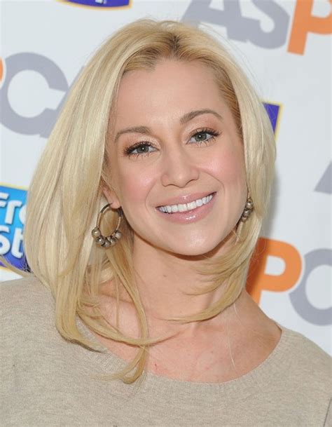Kellie Pickler Medium Hairstyles Easy Straight Haircut For Blonde Hair