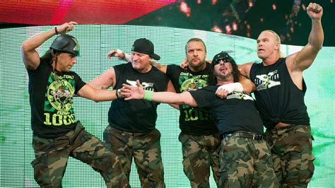 D Generation X Reunites On Wwe Raw To Celebrate Its 25th Anniversary