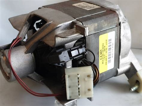 Whirlpool Awm 8125 6 Kg Programator In Elektromotor