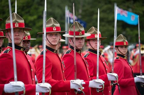 British And Commonwealth Forces New Zealand Army Officer Cadets Passing