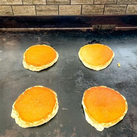 Blackstone Pancakes Flat Top Grill Pancakes The Feathered Nester