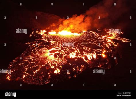 Meradalir eruption Fotos und Bildmaterial in hoher Auflösung Alamy