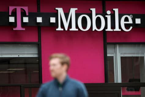 T Mobile To Launch 5G In 30 Cities This Year Including New York And LA The Verge