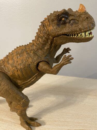 Jurassic World Dino Rivals Roarivores Ceratosaurus Mattel Dinosaur