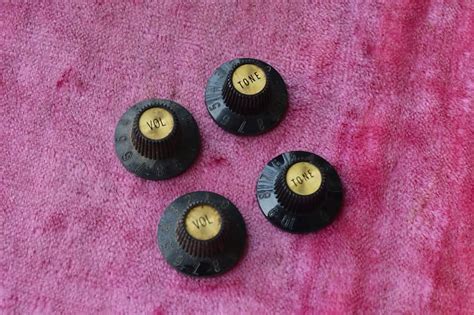 Vintage 1968 Gibson Witchhat Knobs Witch Hat Black Gold Reverb