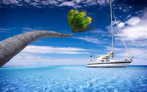 Hd Desktop Wallpaper Beach Boat