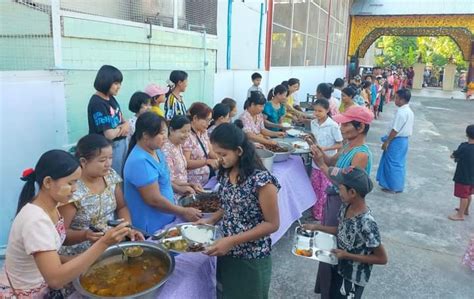 ကြံခင်းမြို့တွင် မဟာဇိနဃရစေတီတော်ရွှေသင်္ကန်း ကပ်လှူခြင်းနှင့် စတီးရ