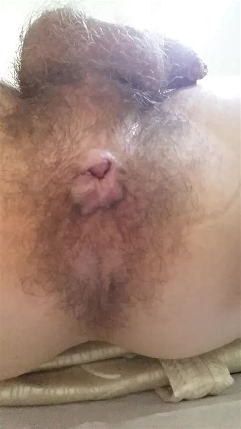Nice Hairy Ass Spread And Shitting