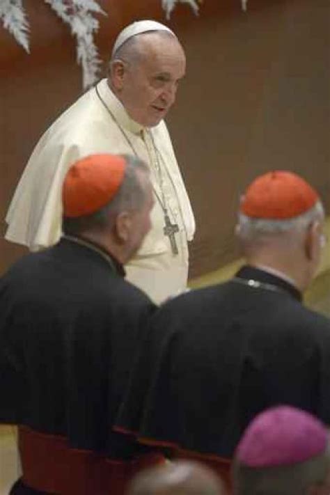 Leglise Va Se Diviser Sur Les Femmes Diacres Selon Un Proche Du Pape