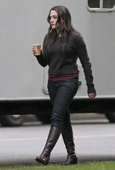 Pin By Sharkie🦈 On Performance Outfits Kat Dennings 2 Broke Girls Kat