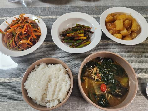 블라인드 결혼생활 선생님들 집밥메뉴 추천좀 해줘ㅠㅠ