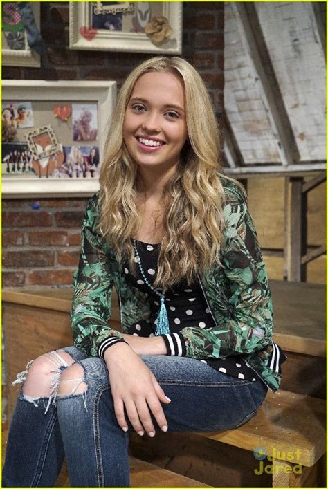Best Friends Whenever Premieres Tonight See The Pics From The