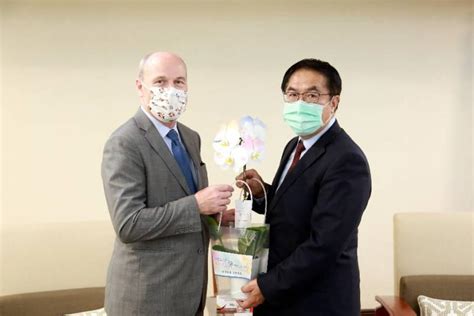 加拿大代表倪傑民首次拜會黃偉哲市長 雙方擘劃台加城市交流願景