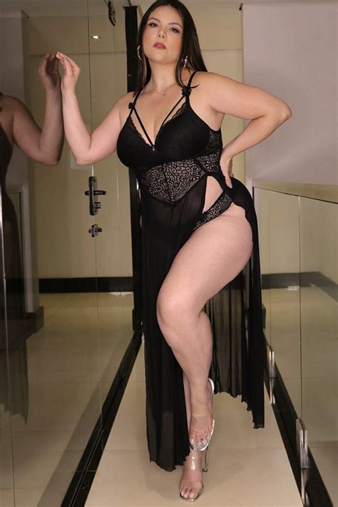 Camisola Plus Size Longa De Renda E Tule Preta Audaz Moda Plus Size
