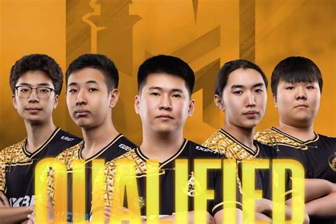 О Мөнхжин “ihc Apes” баг Н Батбаяр Э Цэрэнбаатар Б Энхсайхан нартай хийсэн гэрээгээ цуцална гэв