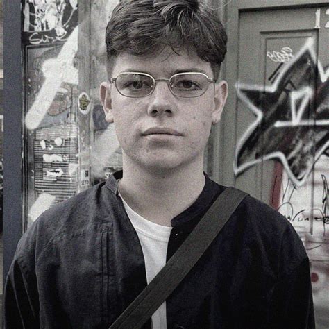 1 800 Girls W Tommy 2000 Balamii