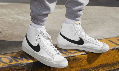 Nike Blazer Mid 77 Vintage Mens Shoes Nike Ph