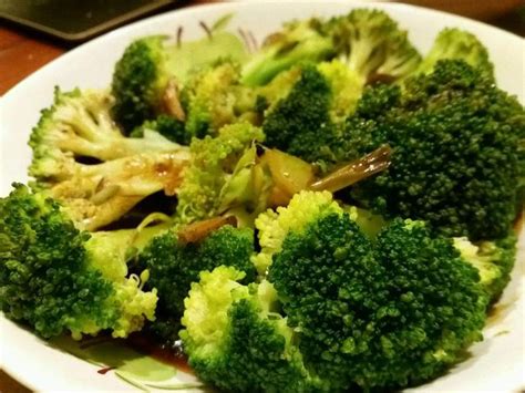 西兰花和菜花是同一种蔬菜吗营养师营养热量和口感都有区别 抗癌