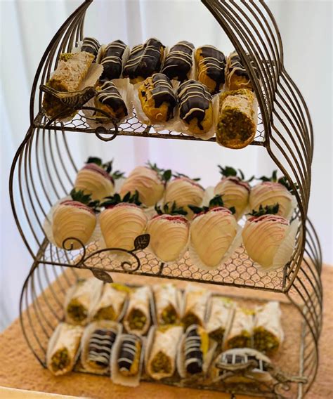 Sweet Table 018 Farhat Sweets