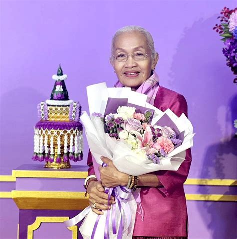 นพบารมีนารีนาคราช องค์ที่ 1 ท่อนดังในtiktok พระนางอุษาอนันตวดีเทวี ประพันธ์คำร้อง ทำนอง โดย