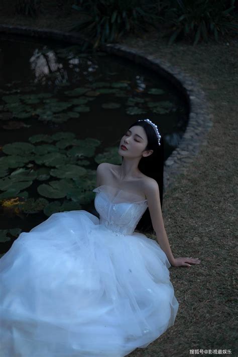 99年绝美女演员王星辰最新写真，高冷美艳感十足 搜狐大视野 搜狐新闻