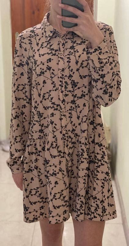 Плаття у квітковий принт — ціна 300 грн у каталозі Короткі сукні Купити жіночі речі за доступною