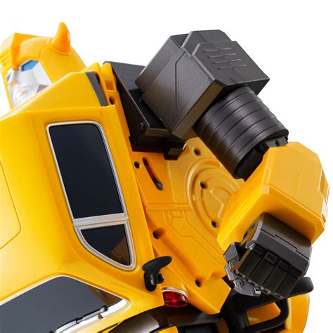 Toy News Hasbro Robosen And Volkswagen Debut Transformers Bumblebee