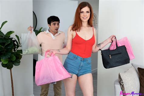 Scarlett Mae Scarlett Mae Pic200 Porn Pic Eporner