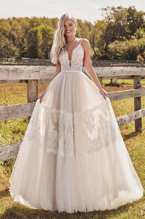 Bohemian Country Wedding Dresses At Chloe Snider Blog