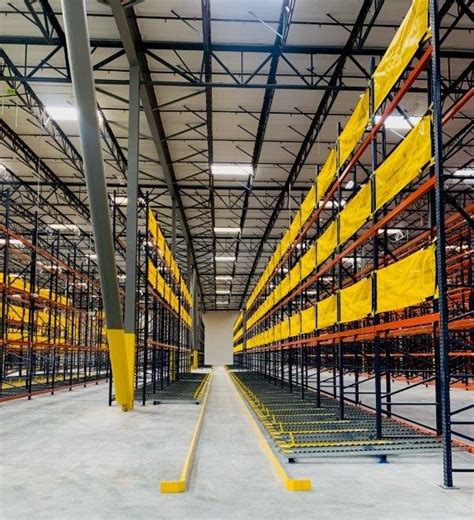 Greater Output Plus Cost Savings With Pallet Flow Fed Layer Pick Lines