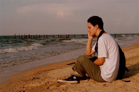 мальчик у моря Мужские фотографии позы Позы действий Фотографии