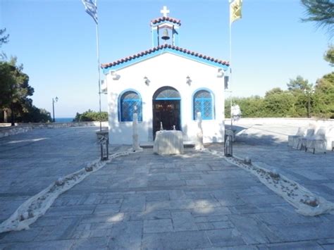 Στολισμος γαμου με λαμπαδες γυαλες και αστεριες