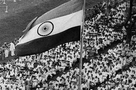 भारत छोड़ो आंदोलन की 75 वीं जयंती जानें मोदी सोनिया के महान भारत का