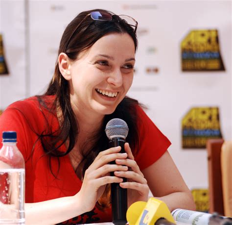 Codruta Vulcu Directoarea Artmania ”ne Am Asumat Intru Totul Gratuitatea”